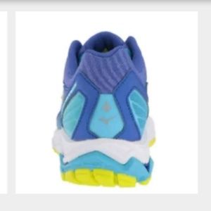 Mizuno | Shoes | Mizuno Womens Wave Inspire 4 Running Shoes | Poshmark